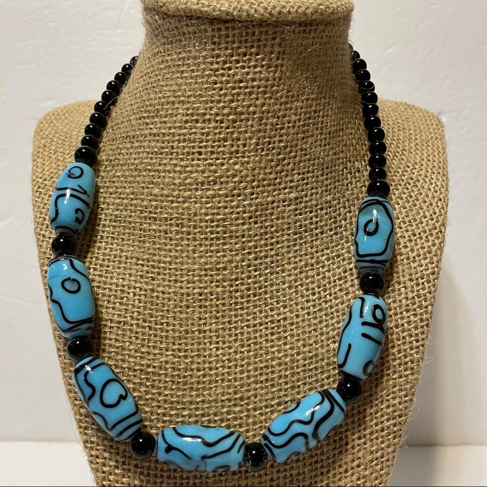 Vintage Art Glass Bead Necklace Beads Barrel Clasp Gem